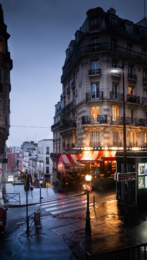 Exceptional ALIEN | Travel Inspiration & Guides Curated by Creators ...